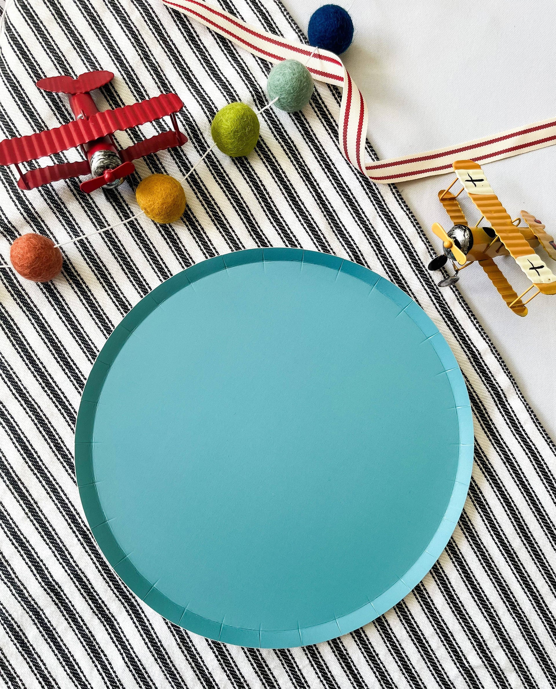 Classic Light Blue Paper Party Plate – Josi James